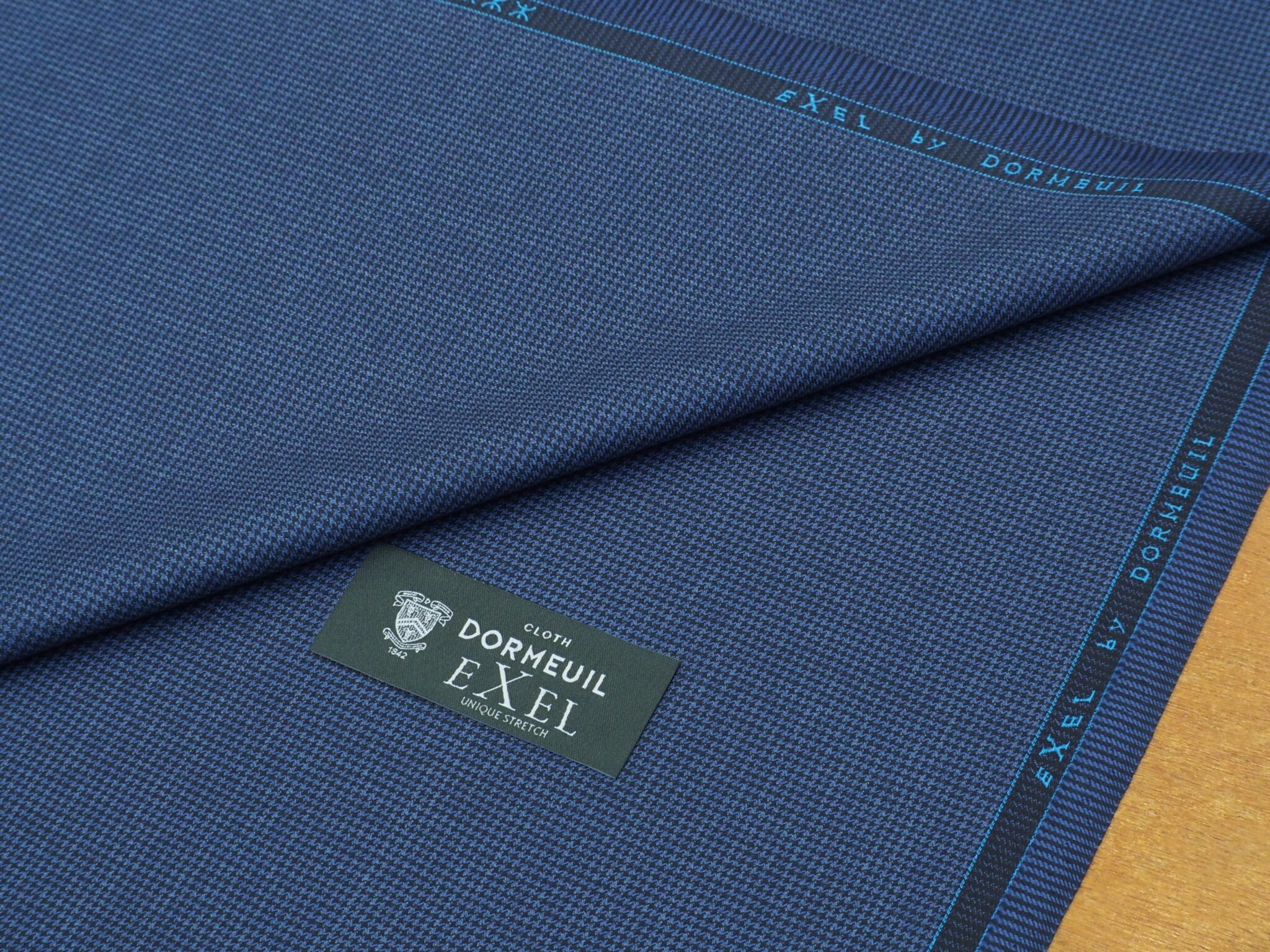 Dormeuil Cloth - Online Shop - Purchase Cut Lengths