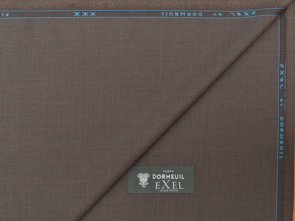 DORMEUIL EXEL 100% FINEST MERINO WOOL MIXTURE BROWN/BLACK SEMI PLAIN ...