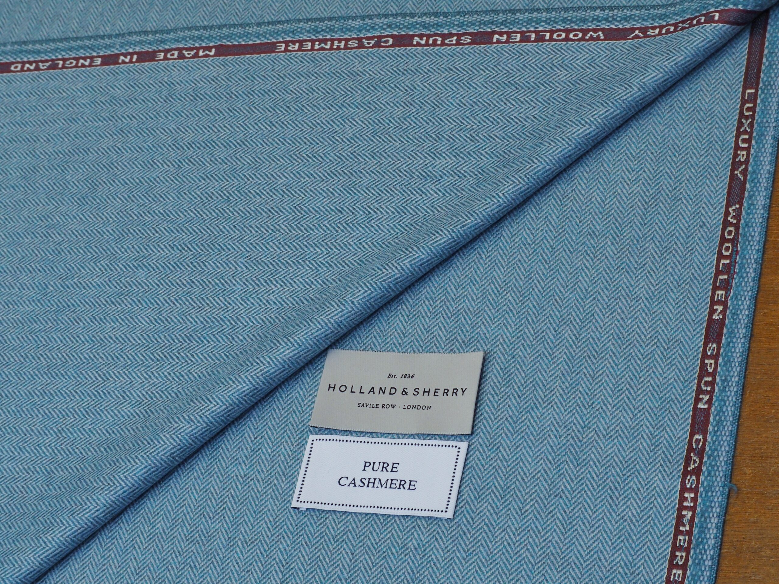 100% Woollen Spun Cashmere By Holland & Sherry, Mix Sky Blue ...