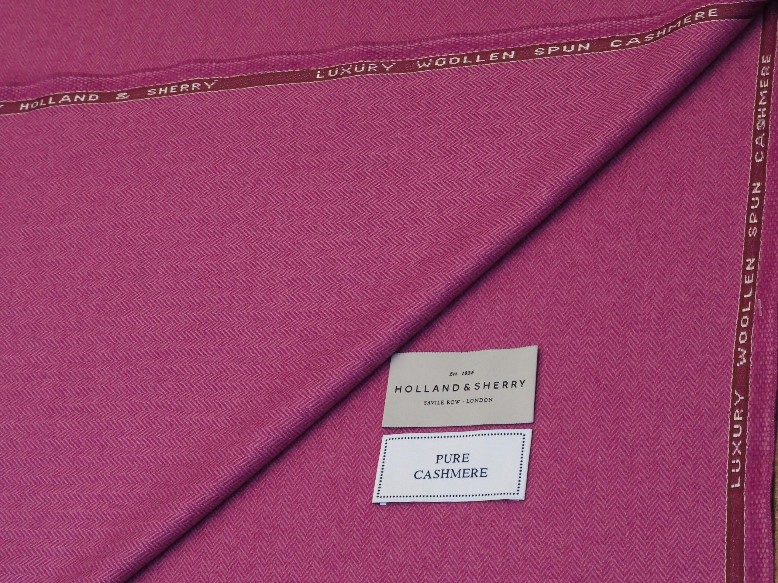 100% Woollen Spun Cashmere By Holland & Sherry, Mix Pink/Lilac ...